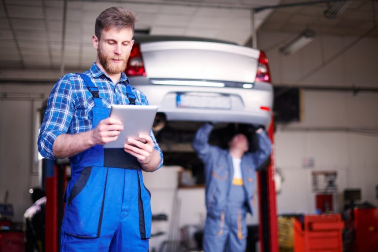 Top 8 Reasons Your Garage Needs a Management System